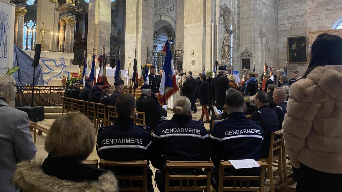 Les gendarmes de la Marne célèbrent leur patronne Sainte-Geneviève