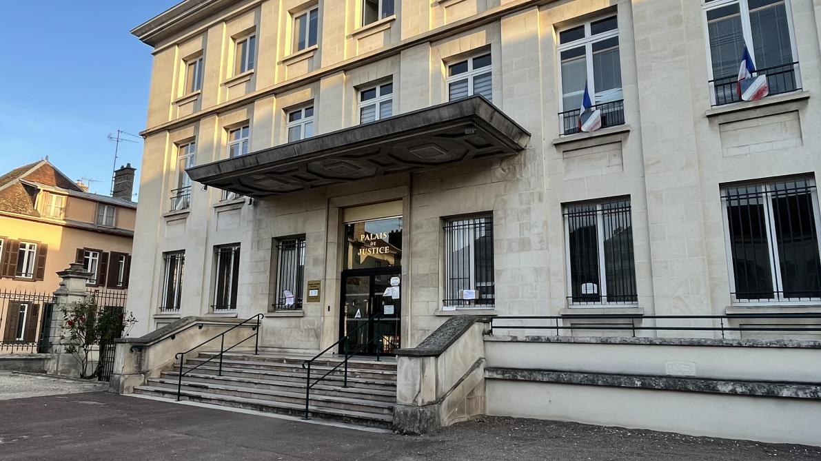 Romilly-sur-Seine : il vole son ami et trompe la confiance de sa mère