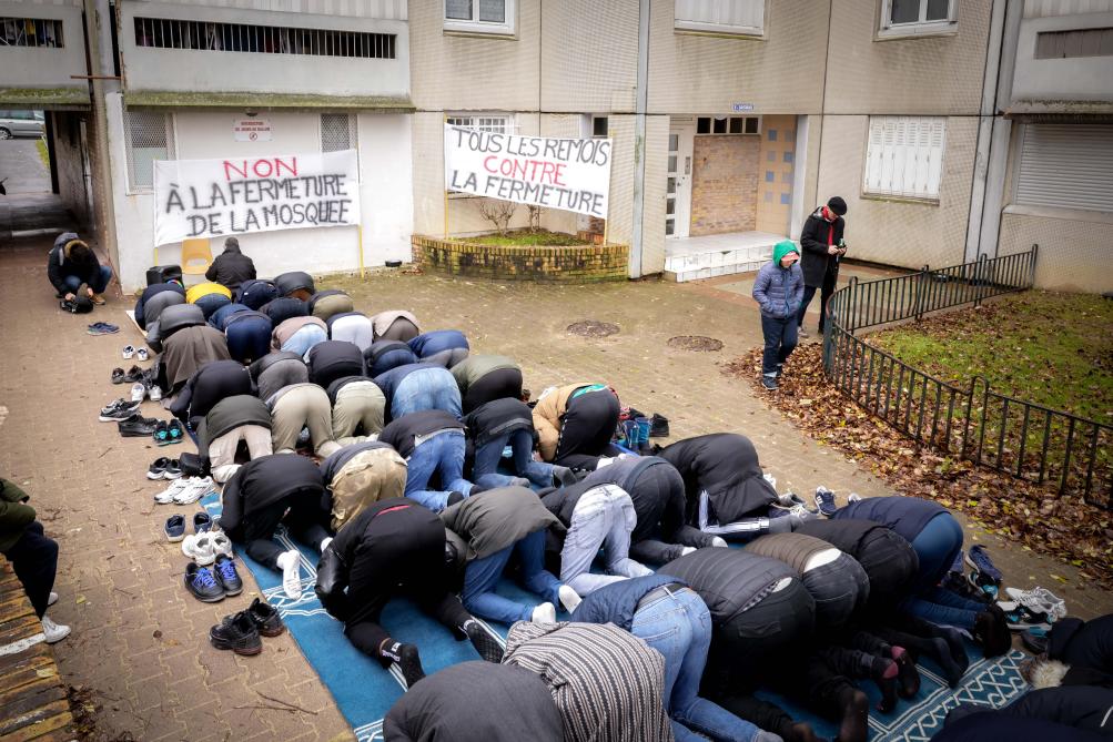 À Reims, une petite centaine de personnes rassemblées contre la ...