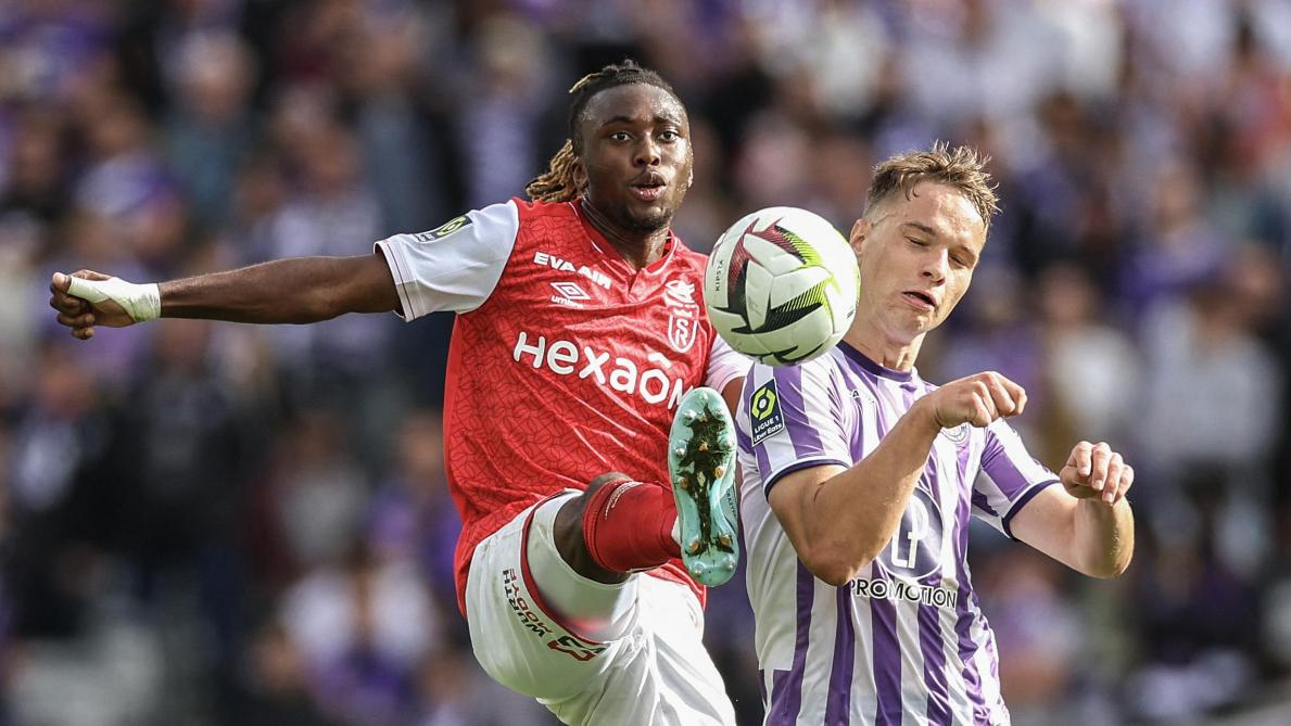 Valentin Atangana titulaire avec le Stade de Reims face à Monaco en Ligue 1