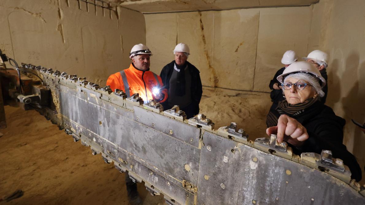En immersion à 25 mètres de profondeur dans les carrières de pierre de ...