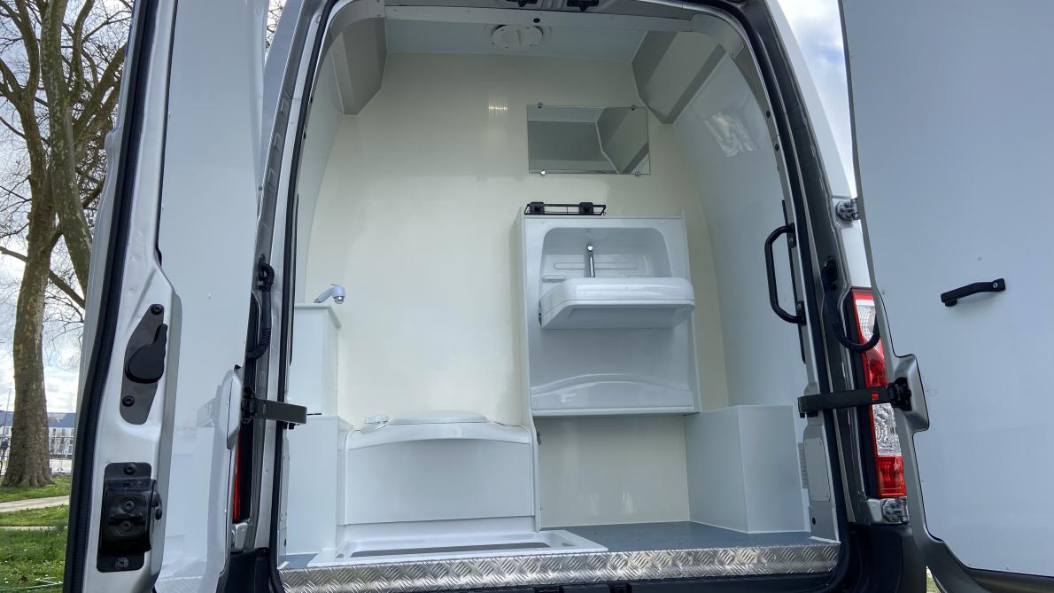 Le seul bus de l’Aisne qui accueille les sans-abris mis en service à ...