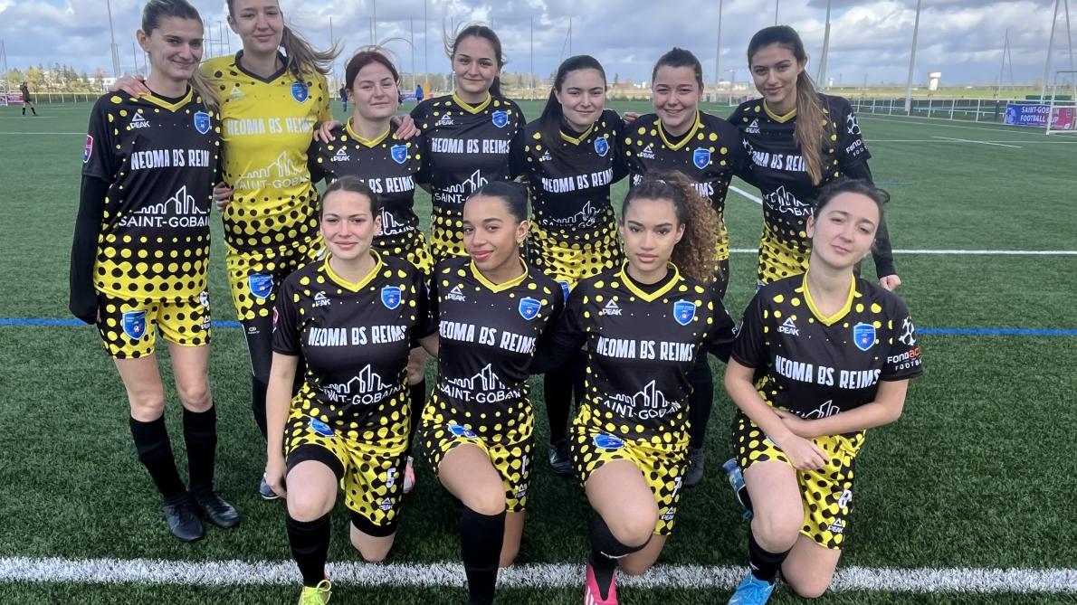 Les féminines de Neoma Reims en finale de la Coupe de France des ...