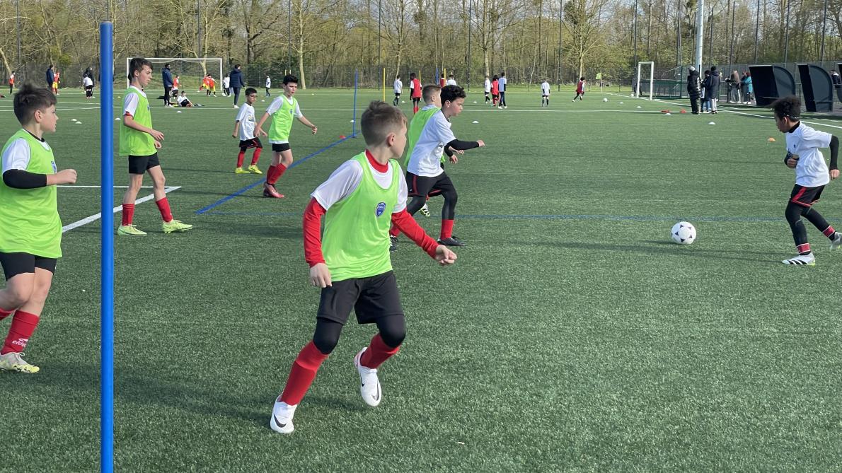 Le RCFC à Romilly-sur-Seine a accueilli les « Mercredis du foot » de l ...