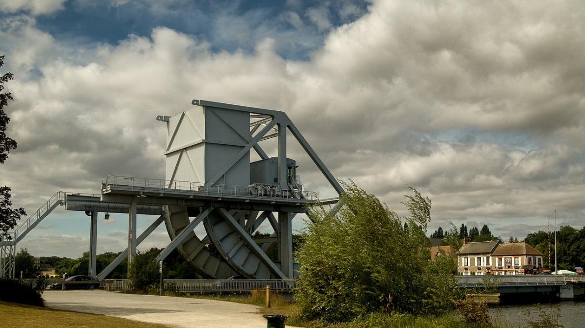 6 juin 1944 : la prise du « Pegasus Bridge » par les parachutistes ...