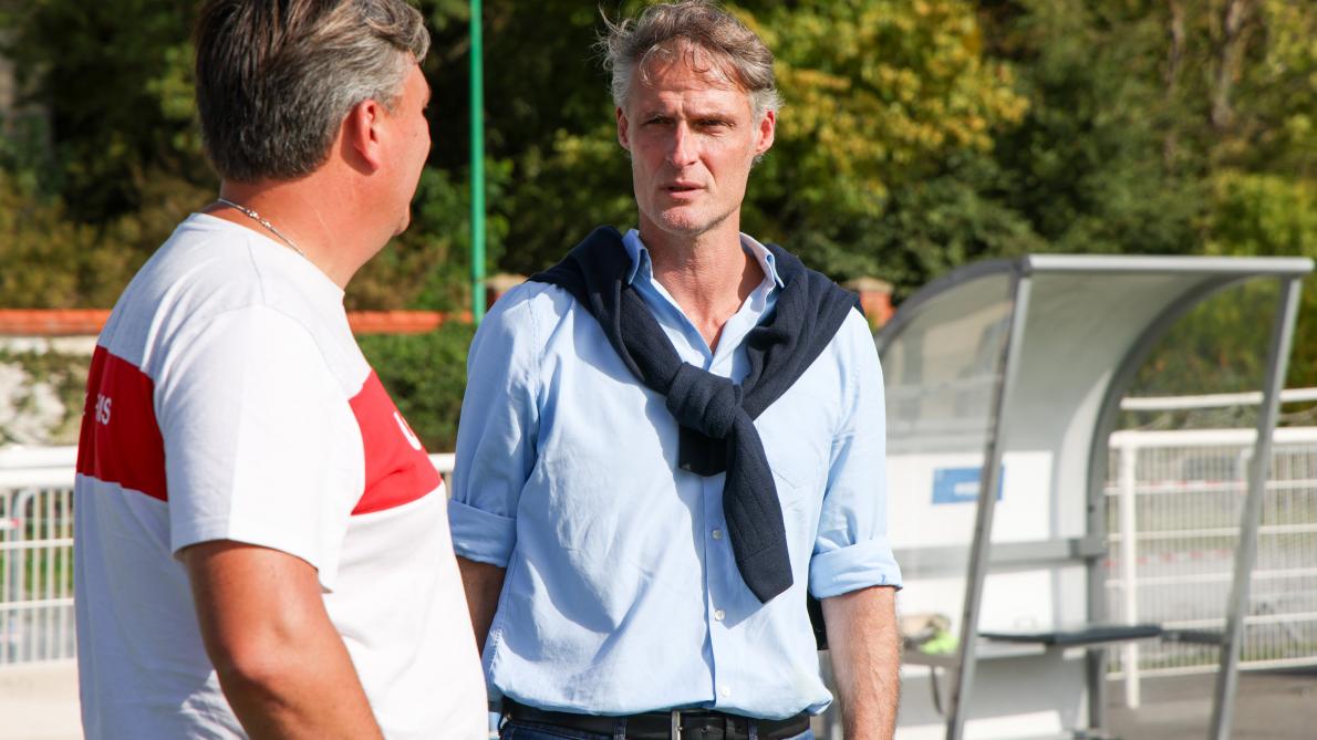 Hervé Papavero sera le premier entraîneur de l’Olympique Charleville ...