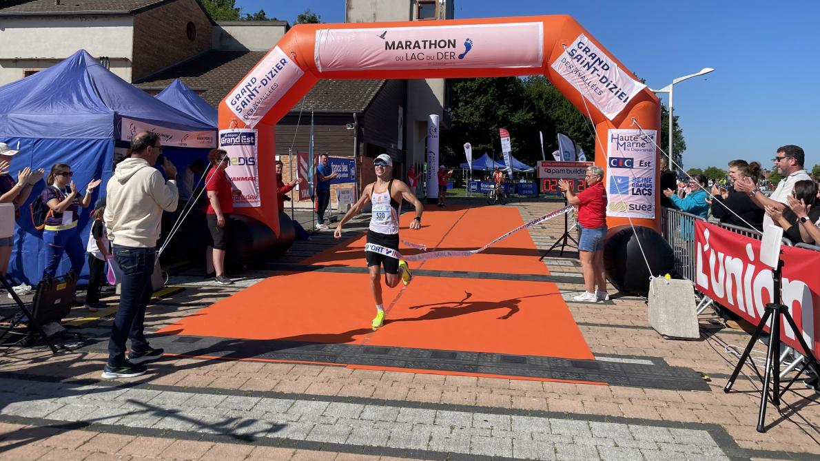 Julien Huard comme à la maison au marathon du lac du Der