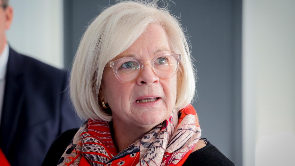 Catherine Vautrin, une ministre à nouveau sur la sellette