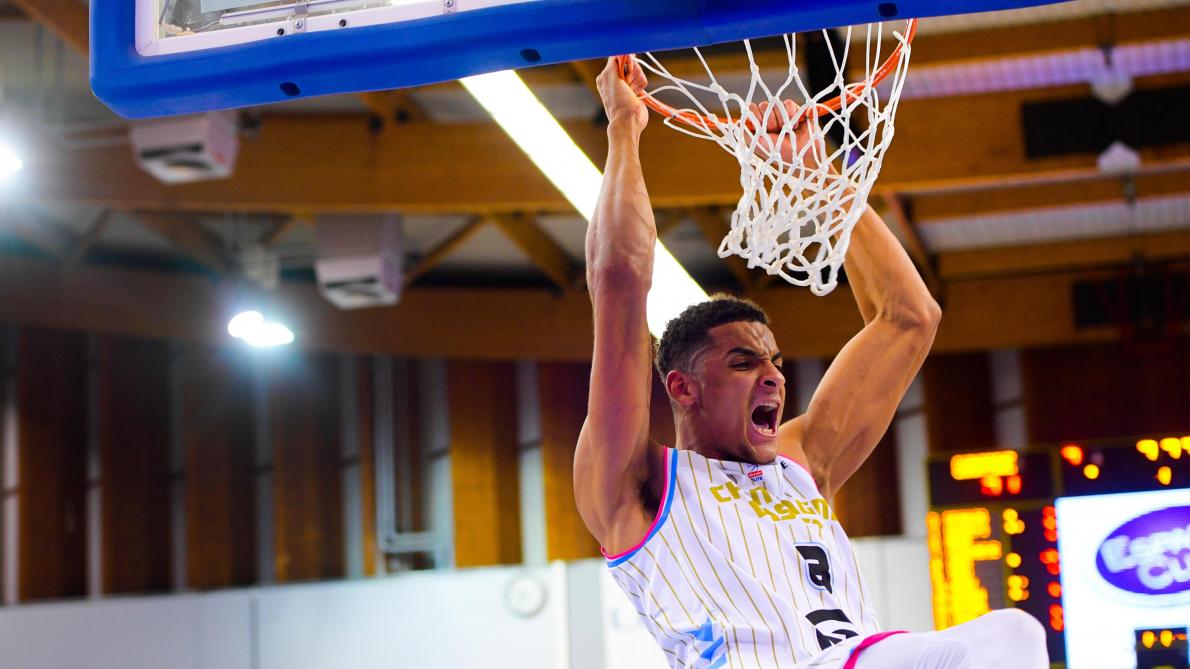 L’ancien joueur du Champagne Basket Neal Sako remporte la Summer League ...