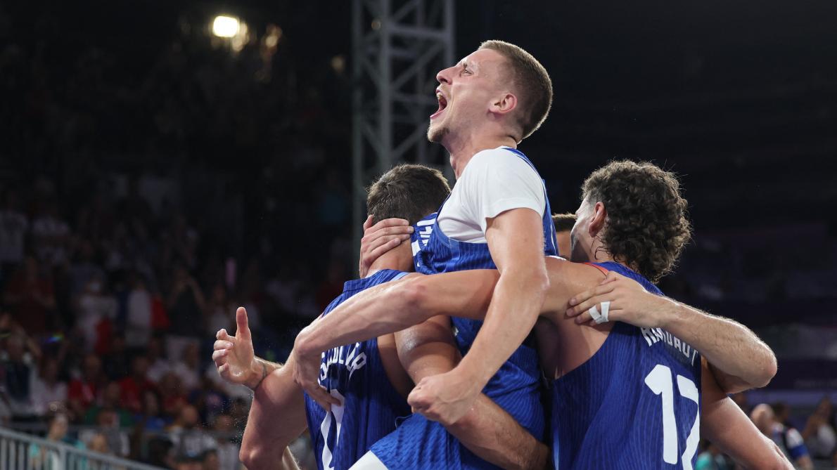 Paris 2024 : fortunes diverses pour les équipes de France de basket 3x3