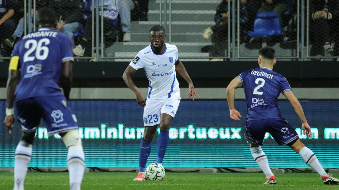 Paolo Gozzi, celui qu’on n’attendait pas à l’Estac, retrouve son ancien ...