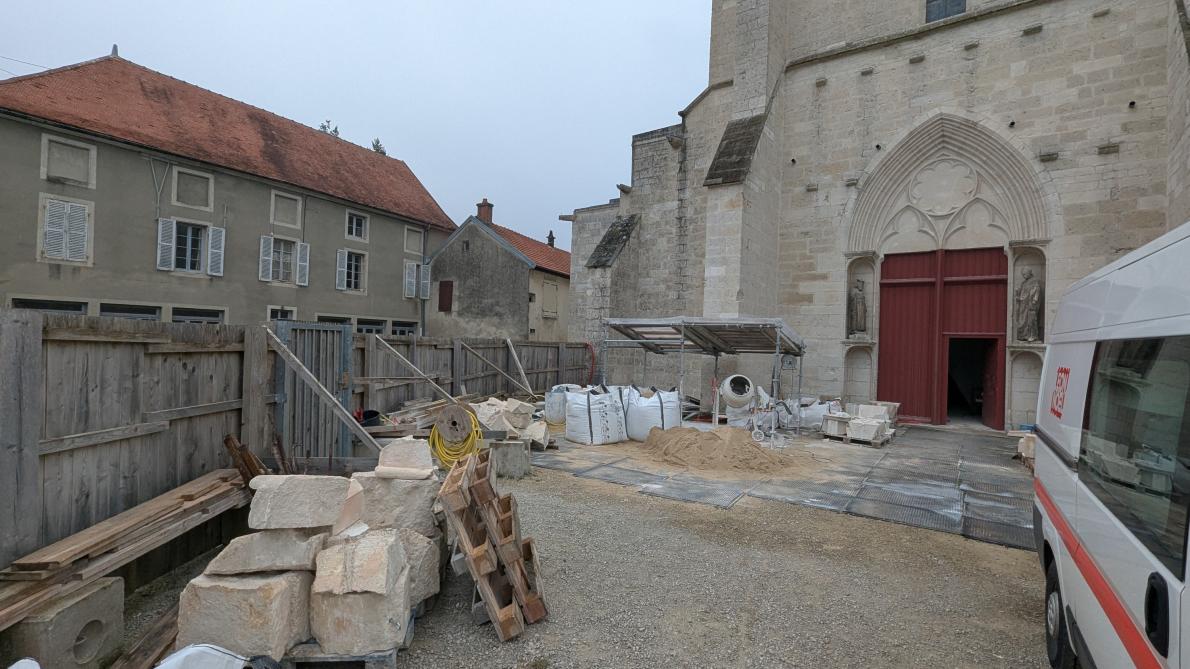 La restauration intérieure de la collégiale de Mussy-sur-Seine continue