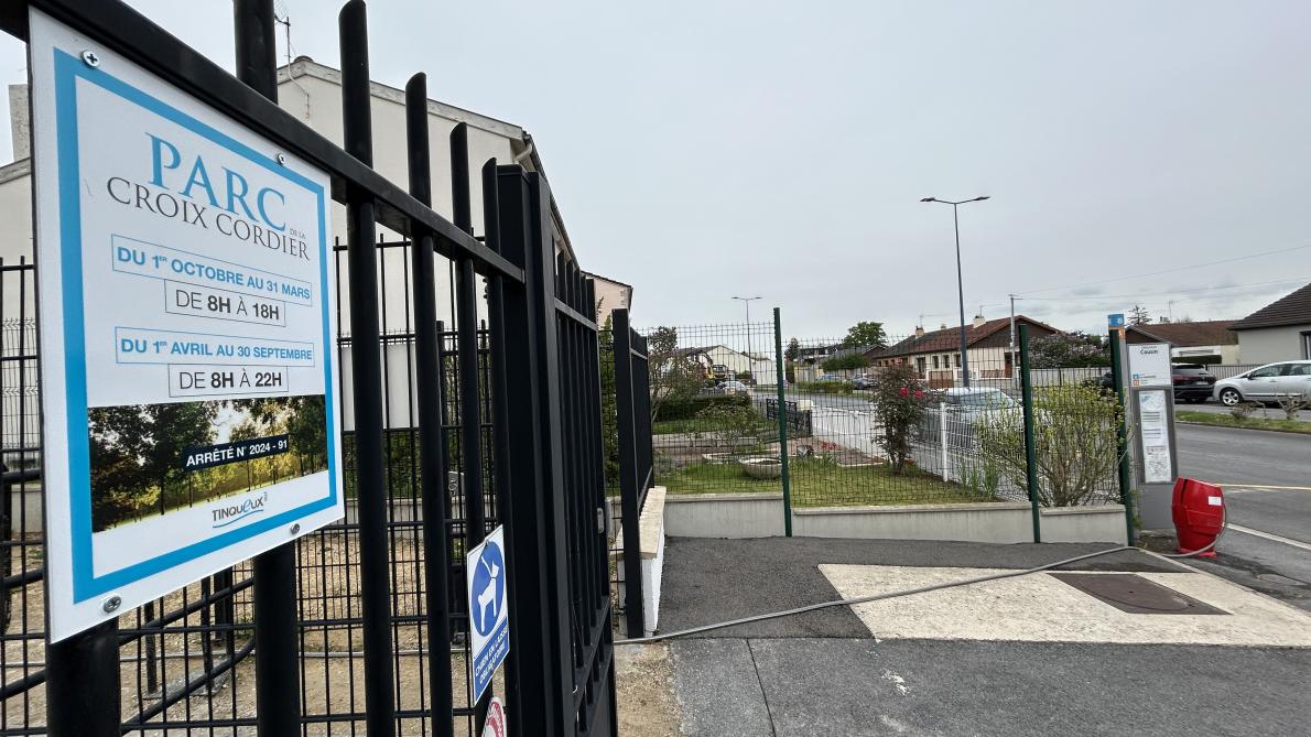 Les gens du voyage évacuent le parc de Murigny à Reims, le parc de la Croix-Cordier à Tinqueux ...