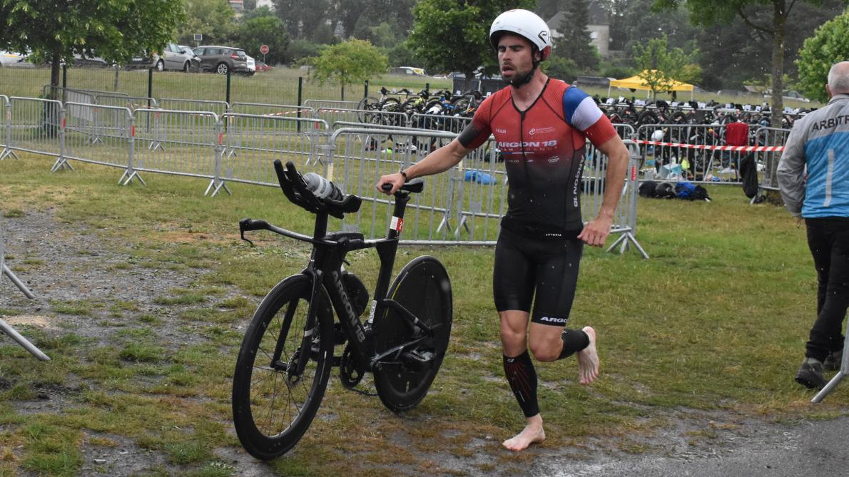 Kevin Callebout dompte le triathlon du Chemin des Dames