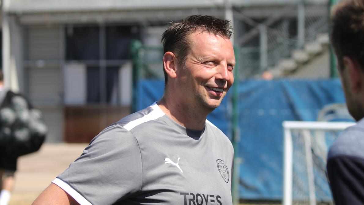 Les premiers mots de l’entraîneur de l’Estac Stéphane Dumont pour lancer la saison 2025-2026