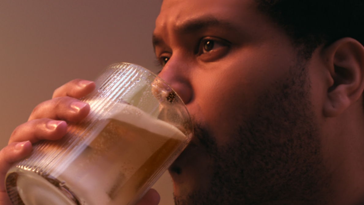 The Weeknd lance sa collection « Samra Origins » avec la célèbre marque ...