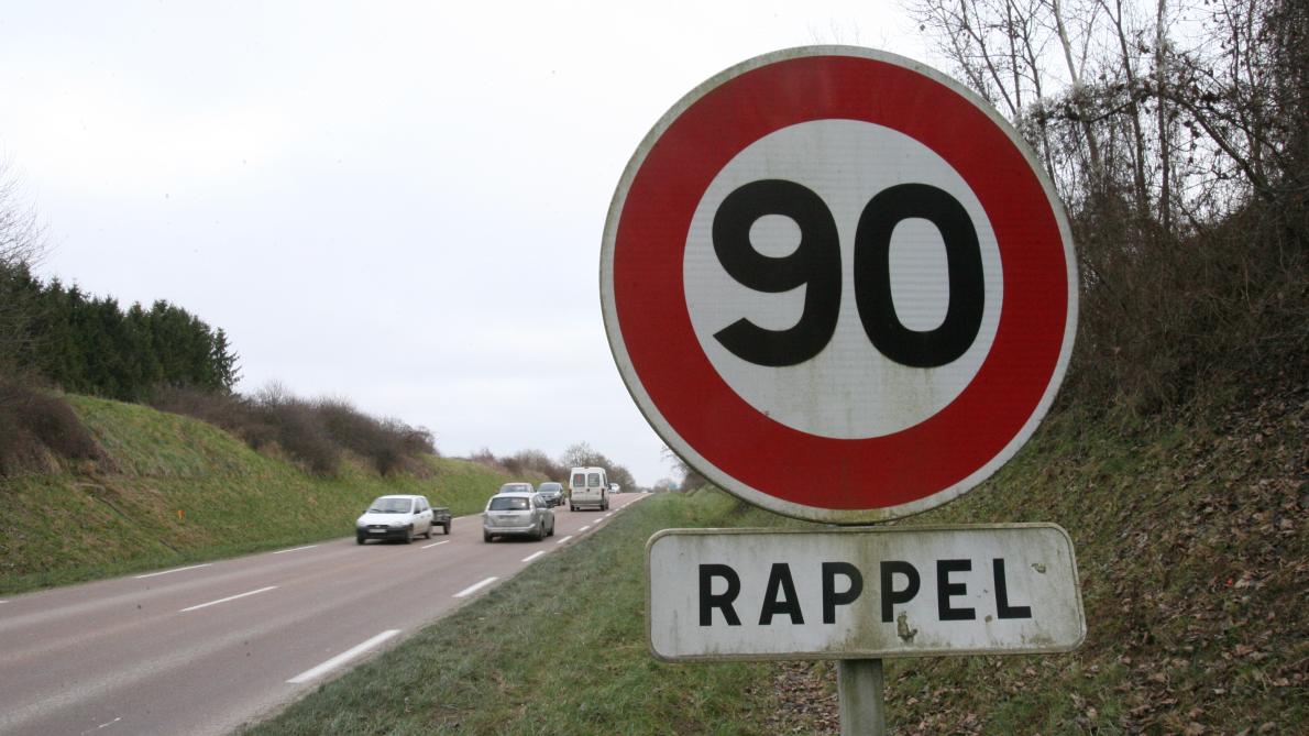 « Supprimer les feux rouges, les lignes blanches, les panneaux » : la ...