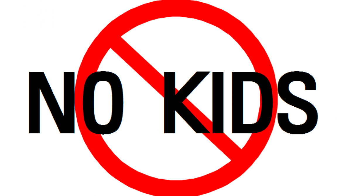 La tendance du « no kids » s’accélère : « La jeunesse est stigmatisée