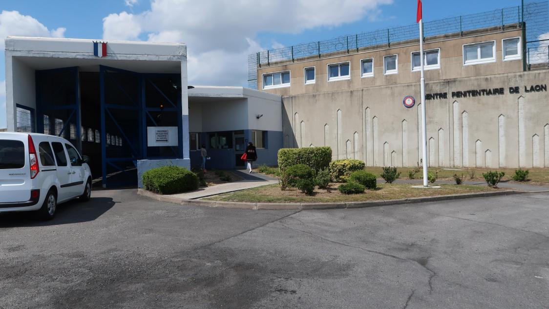 Le retour des parloirs à la prison de Laon