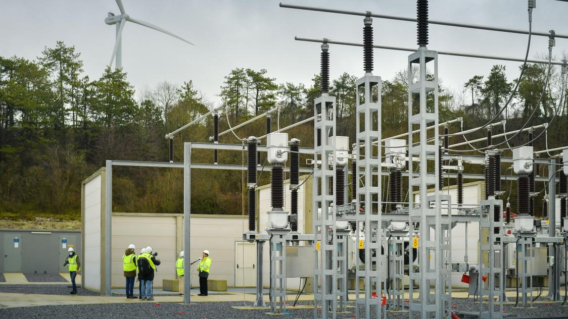 PHOTOS & VIDÉO. Un poste source favorisant les énergies renouvelables à ...
