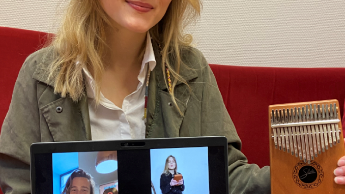 VIDÉO. La Châlonnaise Silda a enregistré une chanson avec Julien Doré