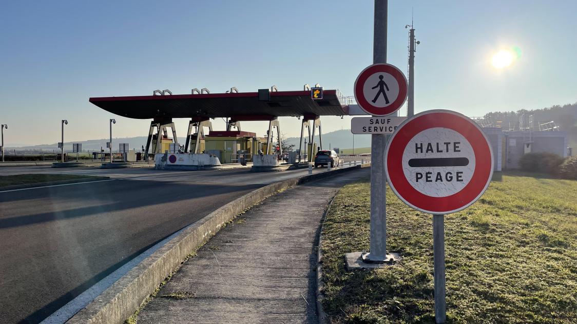 Autoroute A5: toutes les barrières bloquées au péage de Torvilliers ...