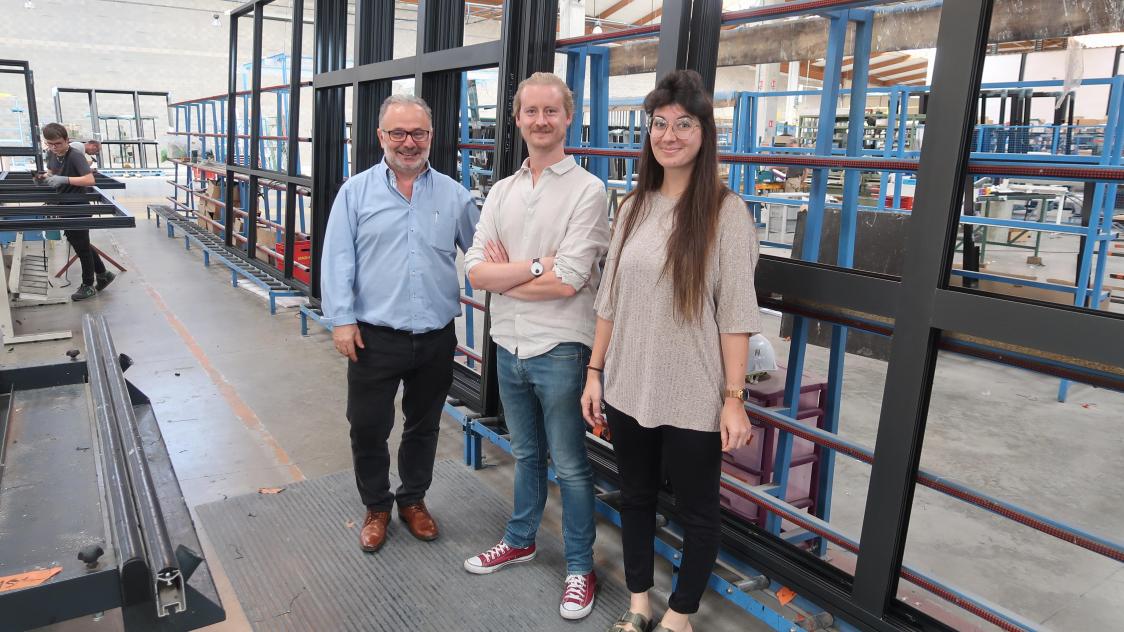 L’entreprise laonnoise E2MK installe des fenêtres pour le village Olympique