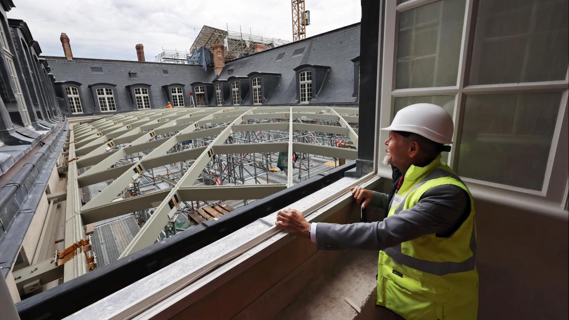 La pose de la verrière du château de Villers-Cotterêts, un gros défi ...