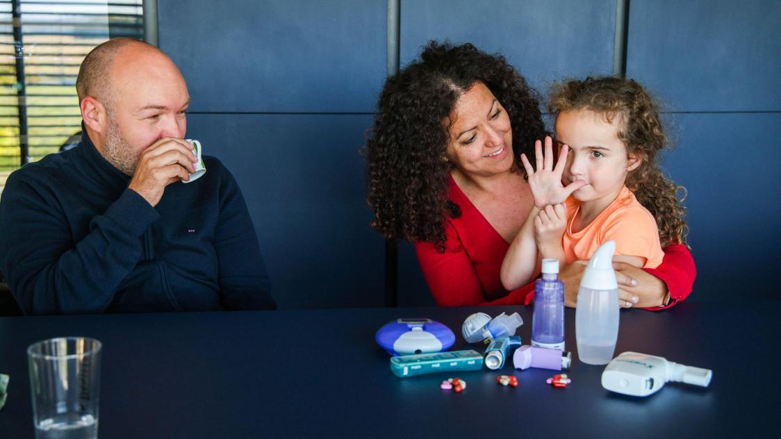 Le Combat Quotidien De Charlotte 8 Ans Contre La Mucoviscidose