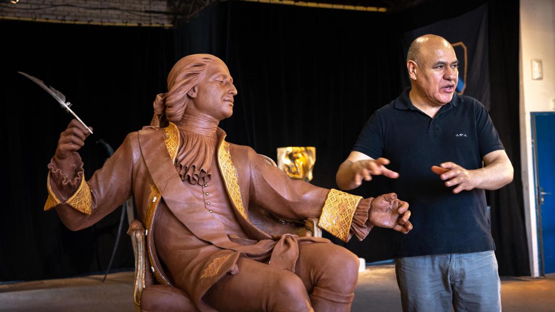 On pourra bientôt prendre un selfie avec Louis XV au champagne De Venoge