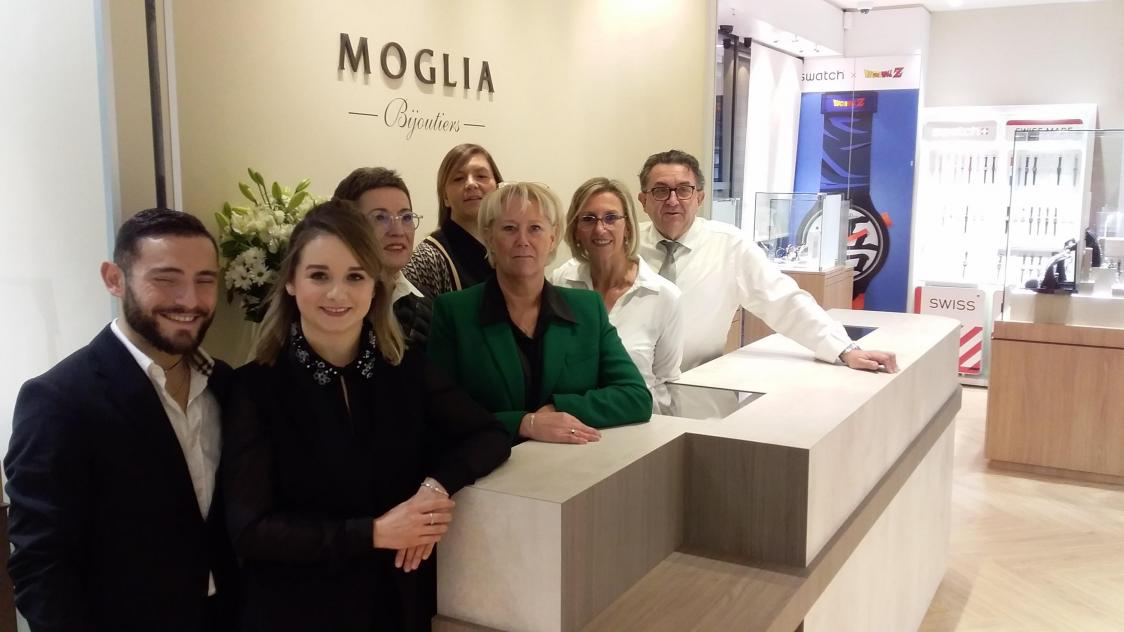 Moglia voit plus grand et double la taille de son local à Charleville ...