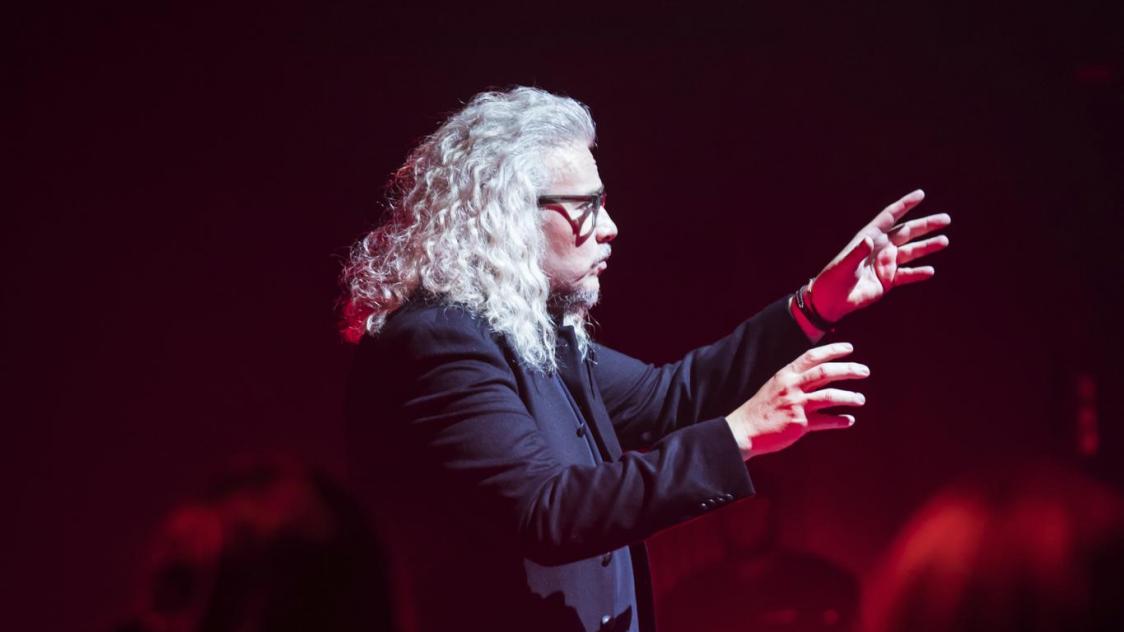 Entretien avec Yvan Cassar, qui dirige le Johnny Symphonique Tour qui ...
