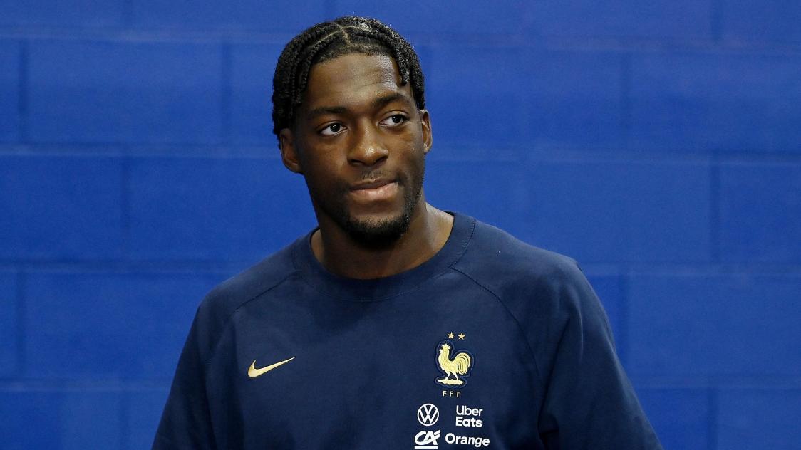 Première sélection en Bleu pour l’ancien défenseur du Stade de Reims ...