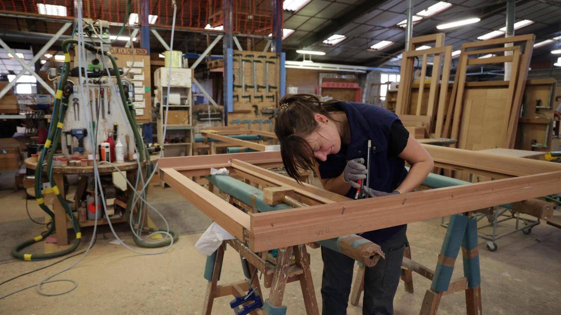 Spécialiste des menuiseries haut de gamme, Pierrard poursuit son ...