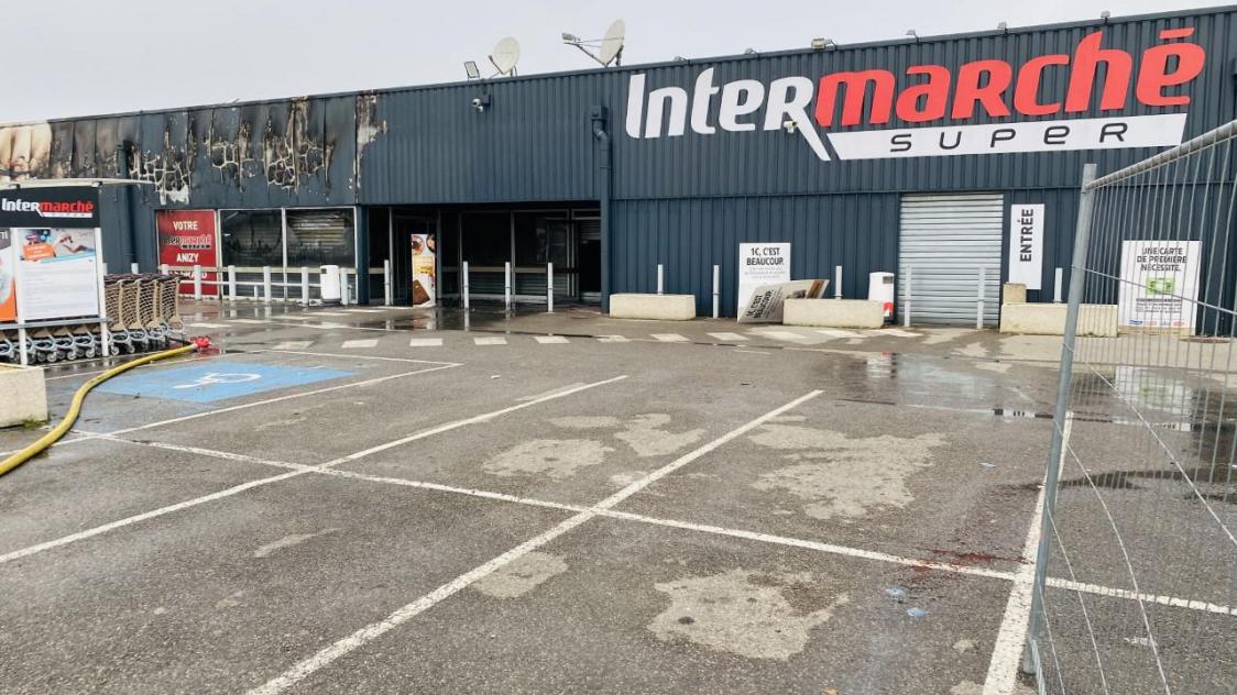 L’Intermarché d’Anizy-le-Grand endommagé par un incendie, le commerce ...