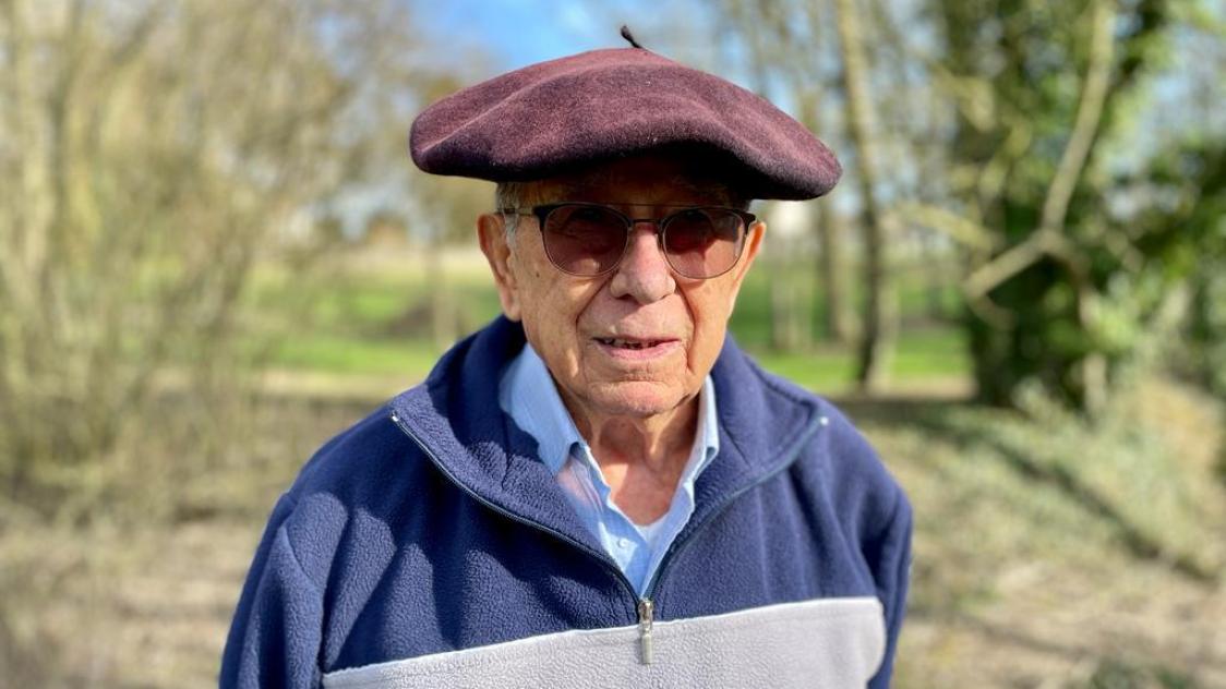 Pendant 28 ans, Serge Martin a relevé le niveau d’eau de la rivière de ...