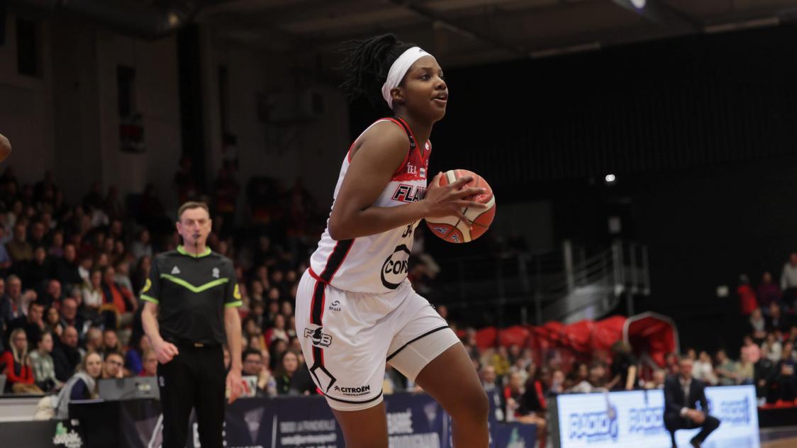 Basket-ball - LFB. Les Flammes Carolo dominées par Bourges