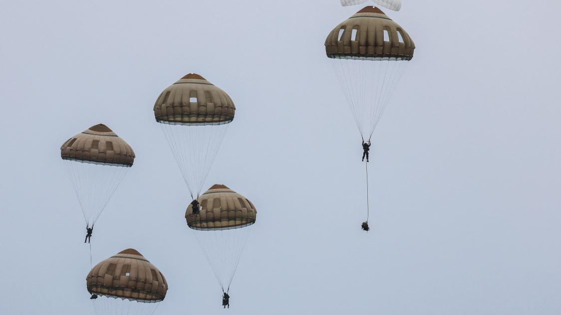 Exercice militaire Orion : des combats terrestres et aériens dans le ...