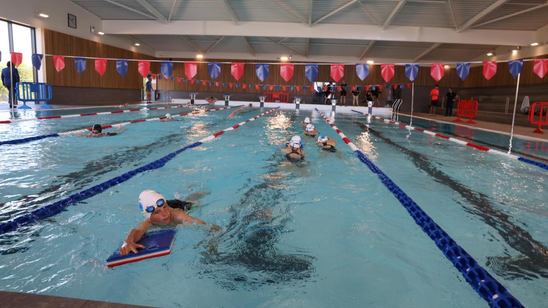Inauguration du centre aquatique de Vitry-le-François: La Salamandre se ...