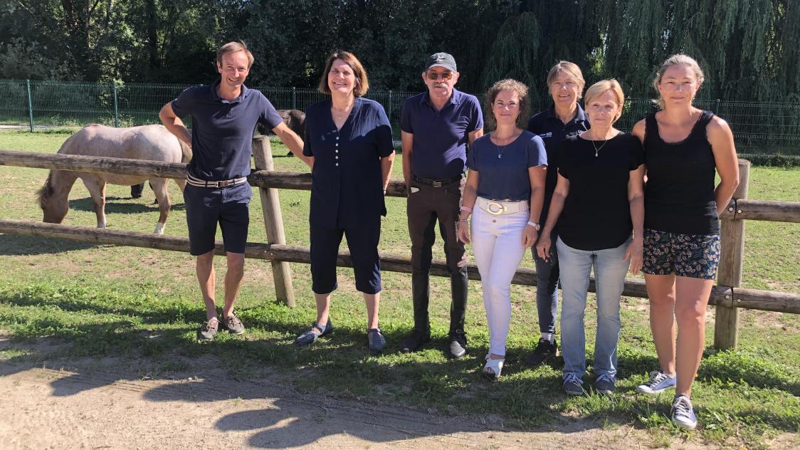 Quelque 70 000 € pour relancer l’activité hippique en Béchère à Romilly ...