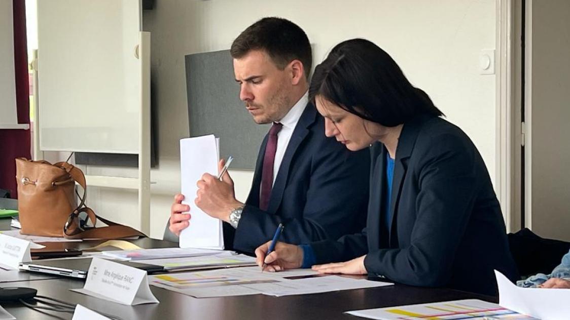 Les députés RN de l’Aube sont-ils rentrés dans le costume?