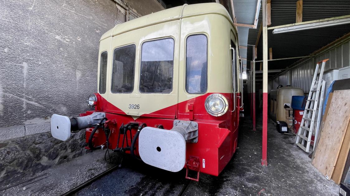À Montmirail, l’ancienne gare SNCF et l’autorail Picasso, un patrimoine ...