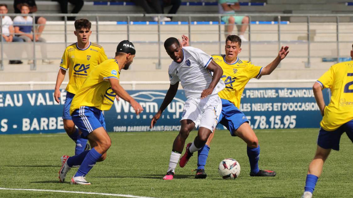 Les U19 de l’Estac pris à leur propre piège et renversés par un promu