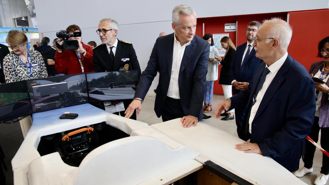 Bruno Le Maire en super ministre de l’Agriculture à la Foire de Châlons