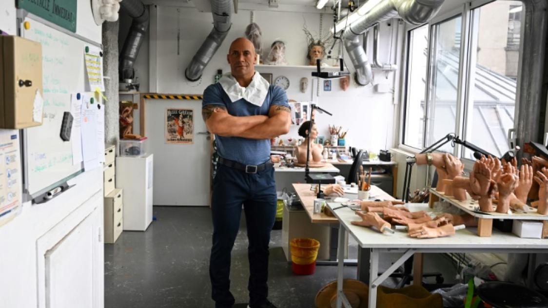 La statue de Dwayne Johnson réinstallée au musée Grévin