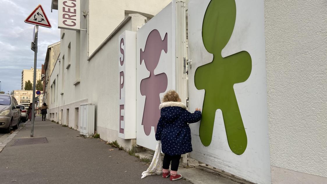 Casse-tête de la garde d’enfants: les parents pas mal lotis à Reims