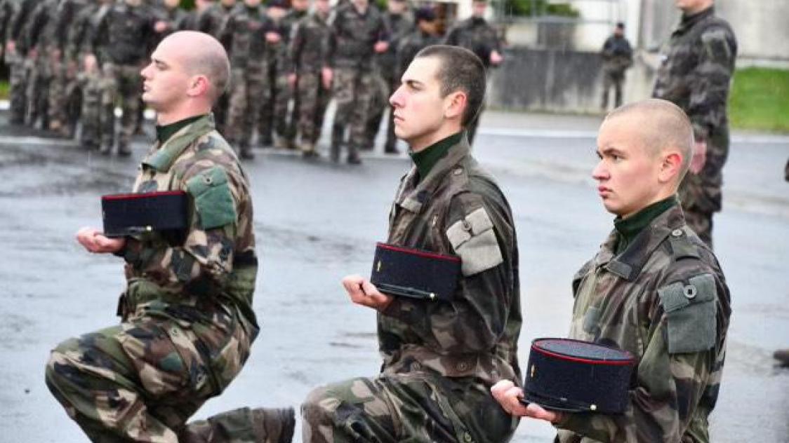 À Suippes, le canonnier Quentin, heureux nouveau militaire du 40e RA