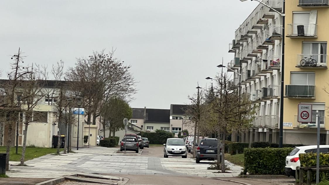 Parc, voie piétonne et sens unique vont transformer le quartier Debussy ...