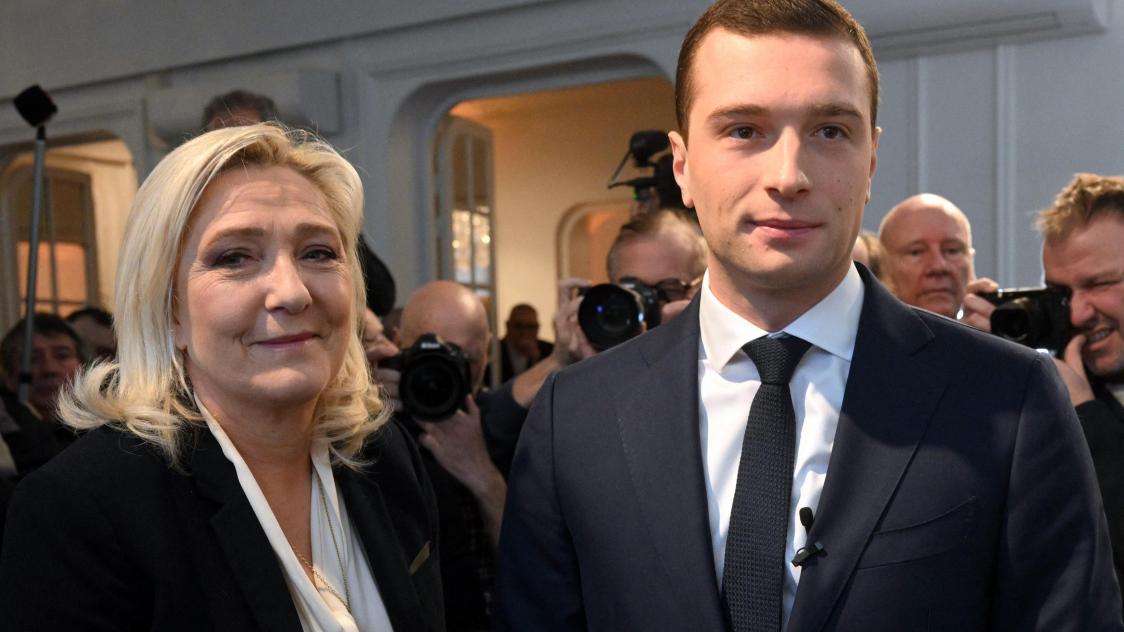 Si Marine Le Pen était élue en 2027, elle choisiraitJordan Bardella pour Matignon