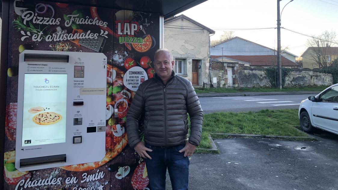 Le distributeur de pizza s’est fait sa place à Sainte-Ménehould